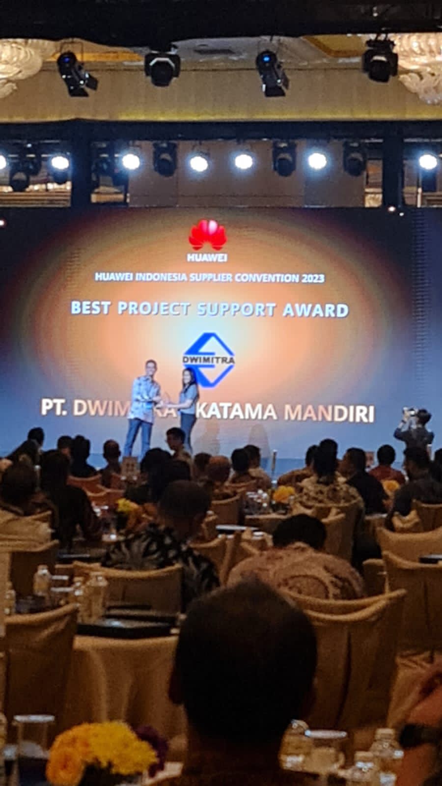Huawei Indonesia Supplier Convention 2023 – PT Dwimitra Ekatama Mandiri